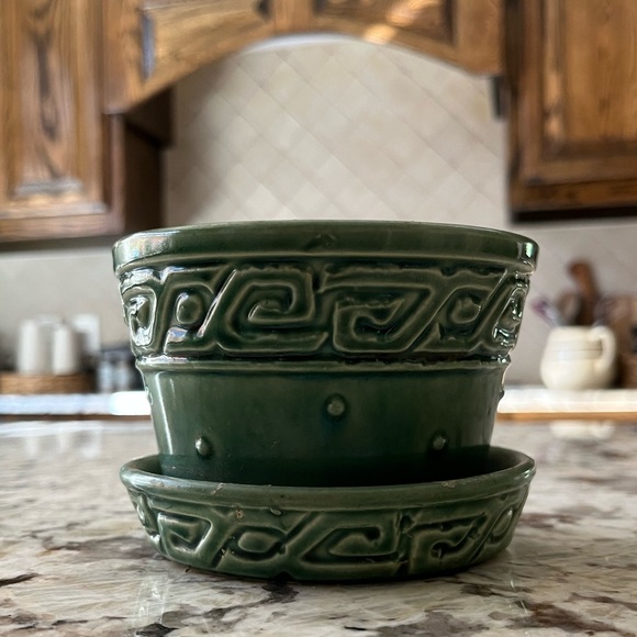 McCoy Pottery | Art | Vintage Mccoy Pottery Green Planter | Poshmark